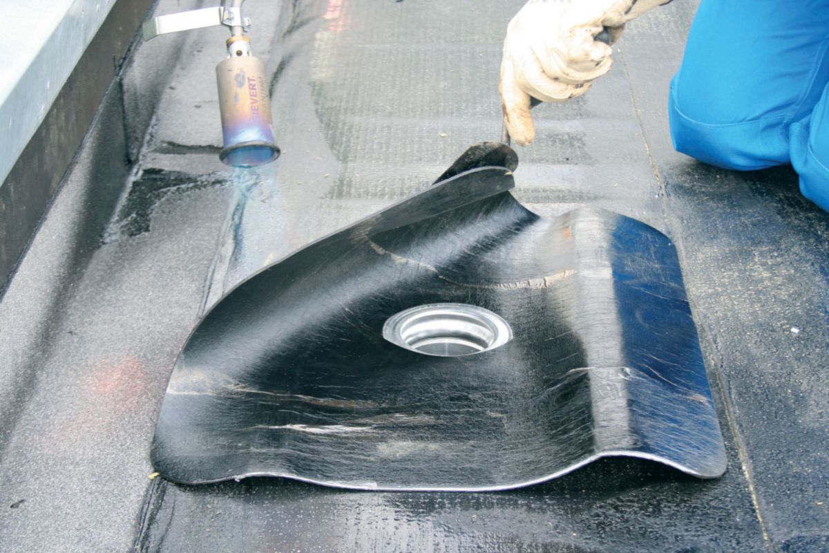 Évacuation des eaux pluviales Depco - droite EP 95 - L. 600 mm - SOPREMA