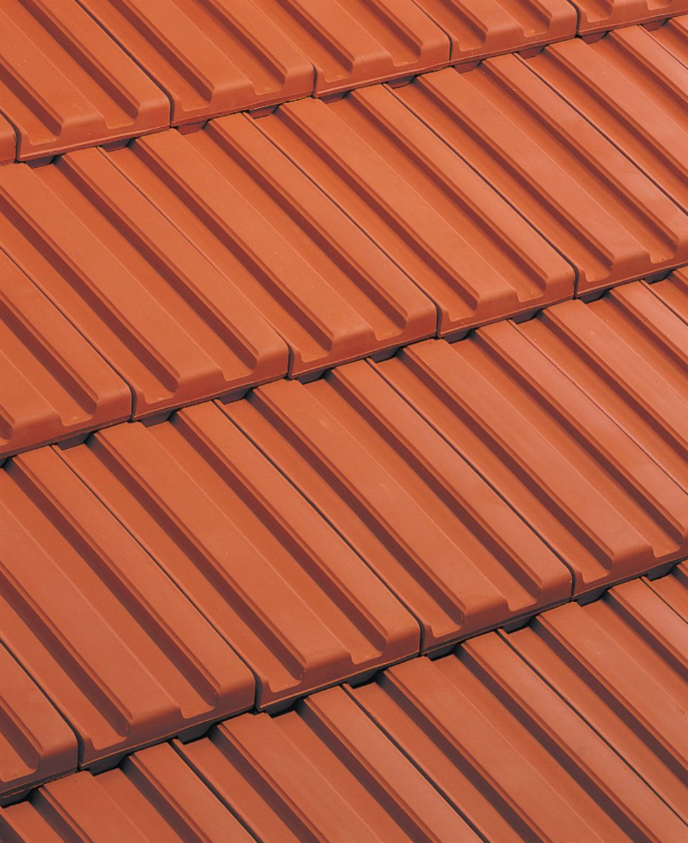 Tuile chatière / ventilation terre cuite rouge section avec grille 33 ...